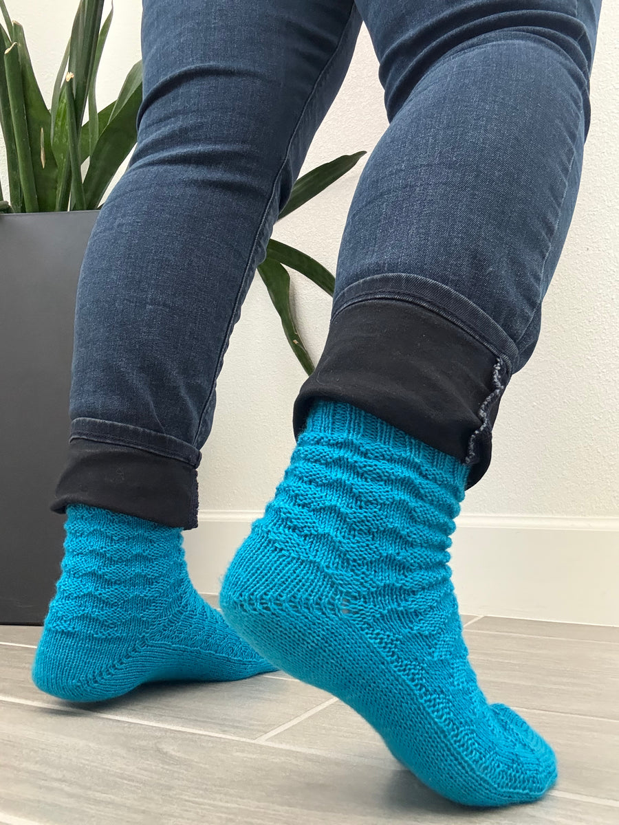 Crystal Meth Socks Pattern | Breaking Yarn