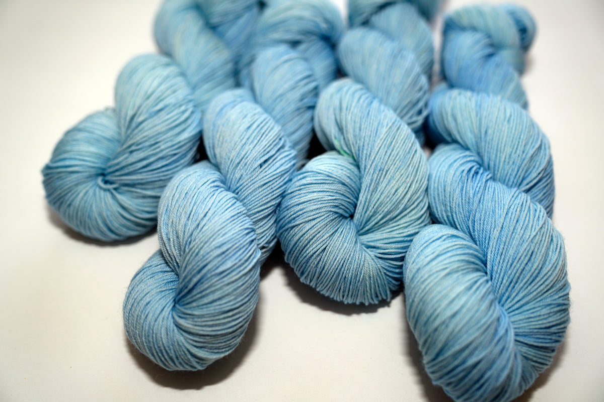 Skyler White | Breaking Yarn | Breaking Bad Themed Hand-Dyed Yarn